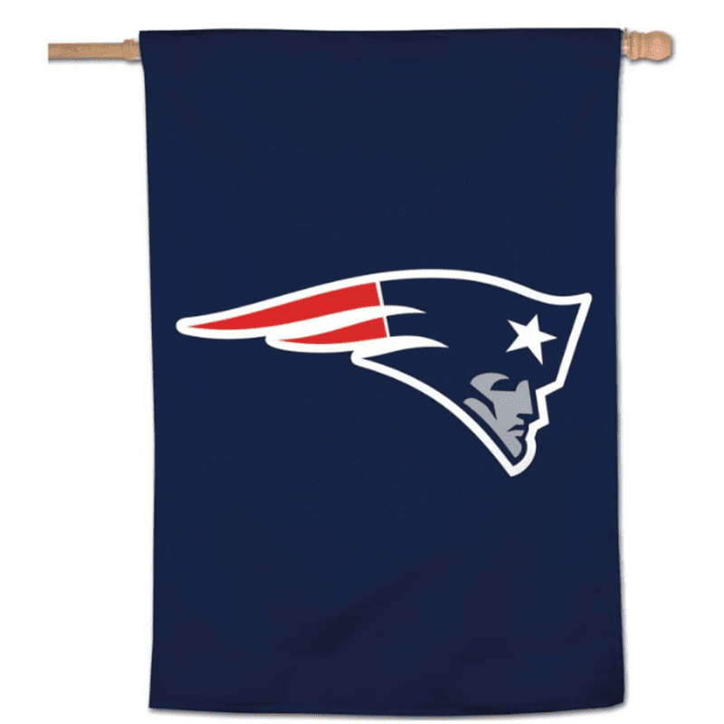 Flag: New England Patriots-Vertical – CARDIACS Sports & Memorabilia
